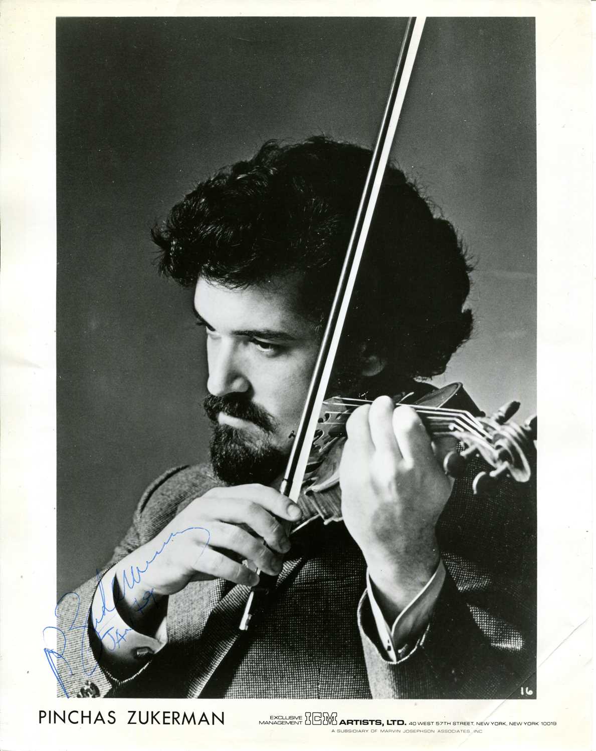 Lot 908 - ZUKERMAN PINCHAS: (1948- )