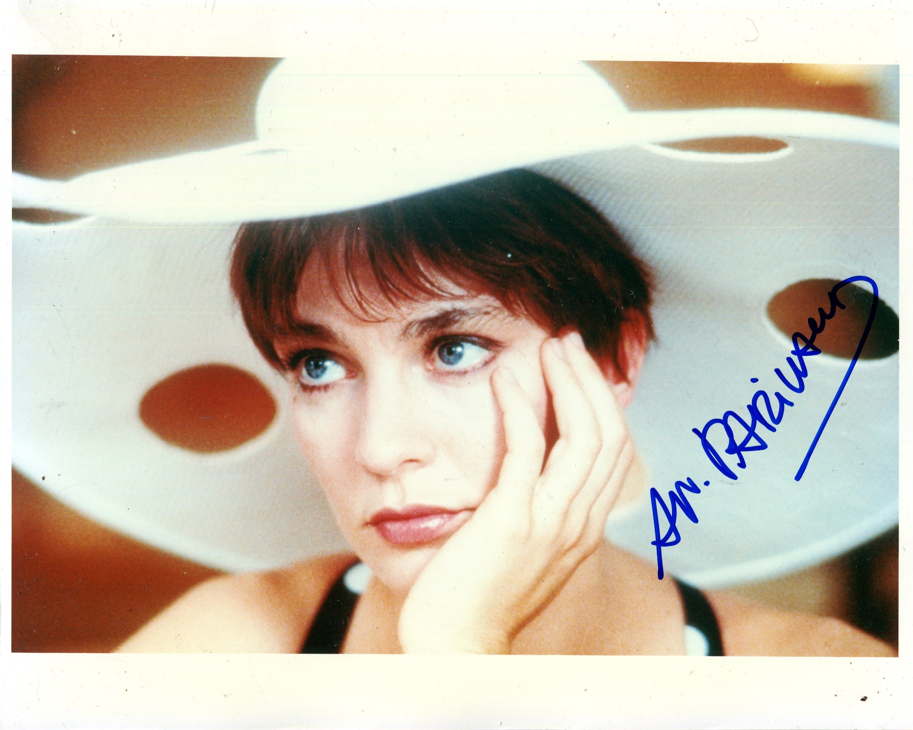 Lot 254 - EUROPEAN ACTRESSES: (x6)